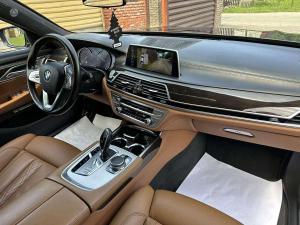 Brūns BMW 730 2017 Viļņa, ar dzinēja tilpumu 2.99 L un nobraukumu 199 tūkst. km par 22850 €, foto 13 vietnē AUTOMOTO.COM.LV