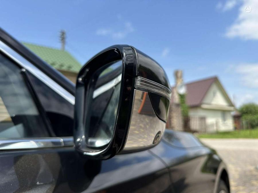 Brūns BMW 730 2017 Viļņa, ar dzinēja tilpumu 2.99 L un nobraukumu 199 tūkst. km par 22850 €, foto 14 vietnē AUTOMOTO.COM.LV