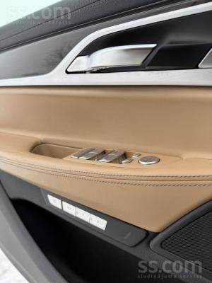 Brown BMW 730 2018 in Ogre, with an engine capacity of 3.00 L and mileage of 165 thousand km for 27700 €, photo 12 on AUTOMOTO.COM.LV