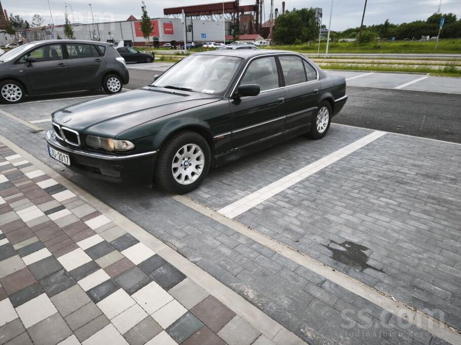 Zaļš BMW 730 2000 Jelgava, ar dzinēja tilpumu 3.00 L un nobraukumu 339 tūkst. km par 1000 €, foto 3 vietnē AUTOMOTO.COM.LV