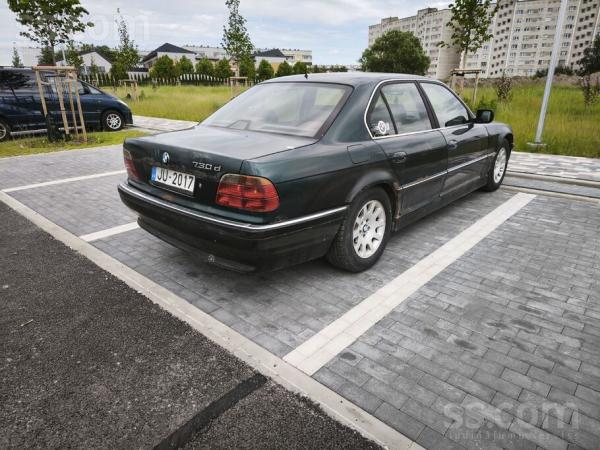 Green BMW 730 2000 in Jelgava, with an engine capacity of 3.00 L and mileage of 339 thousand km for 1000 €, photo 4 on AUTOMOTO.COM.LV