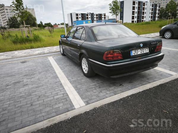 Green BMW 730 2000 in Jelgava, with an engine capacity of 3.00 L and mileage of 339 thousand km for 1000 €, photo 5 on AUTOMOTO.COM.LV