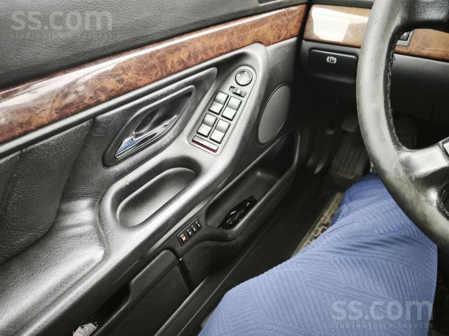 Zaļš BMW 730 2000 Jelgava, ar dzinēja tilpumu 3.00 L un nobraukumu 339 tūkst. km par 1000 €, foto 8 vietnē AUTOMOTO.COM.LV