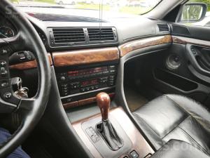 Zaļš BMW 730 2000 Jelgava, ar dzinēja tilpumu 3.00 L un nobraukumu 339 tūkst. km par 1000 €, foto 9 vietnē AUTOMOTO.COM.LV