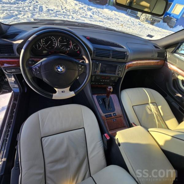 Zaļš BMW 730 2000 Rīga, ar dzinēja tilpumu 3.00 L un nobraukumu 302 tūkst. km par 8150 €, foto 5 vietnē AUTOMOTO.COM.LV