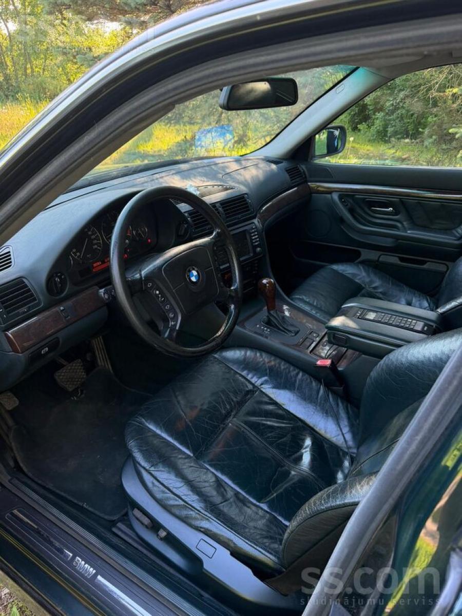 Zaļš BMW 730 2000 Limbaži, ar dzinēja tilpumu 3.00 L un nobraukumu 352 tūkst. km par 5200 €, foto 8 vietnē AUTOMOTO.COM.LV
