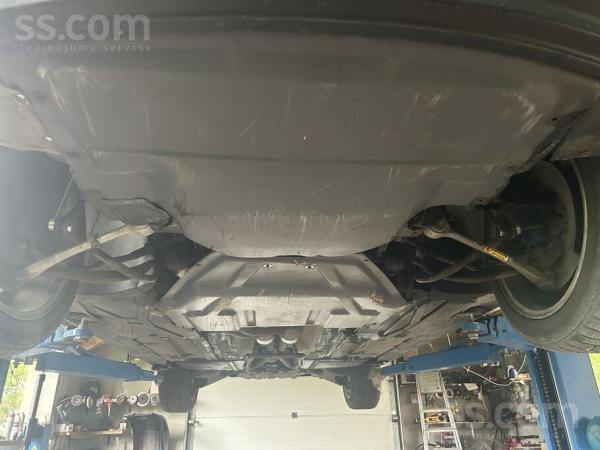 Zaļš BMW 730 2000 Limbaži, ar dzinēja tilpumu 3.00 L un nobraukumu 352 tūkst. km par 5200 €, foto 10 vietnē AUTOMOTO.COM.LV