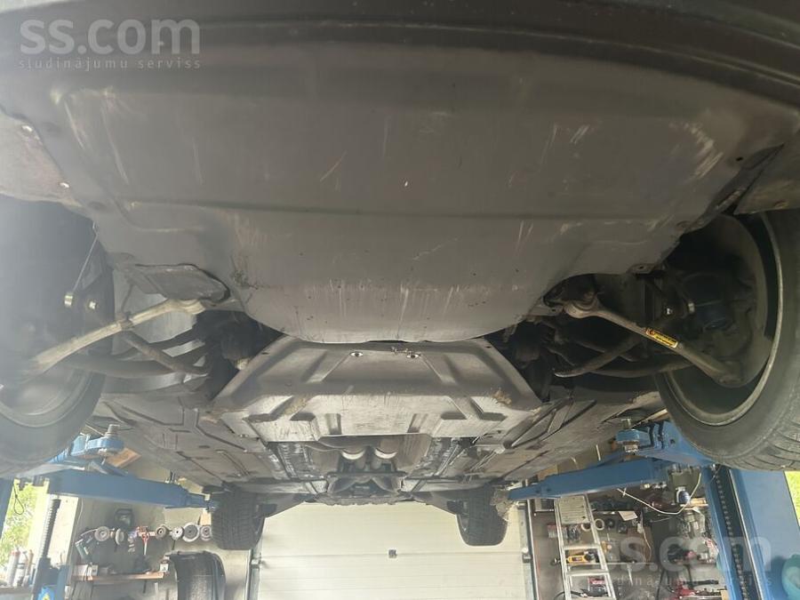 Zaļš BMW 730 2000 Limbaži, ar dzinēja tilpumu 3.00 L un nobraukumu 352 tūkst. km par 5200 €, foto 11 vietnē AUTOMOTO.COM.LV