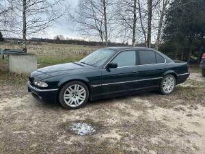 Zaļš BMW 730 2000 Limbaži, ar dzinēja tilpumu 3.00 L un nobraukumu 352 tūkst. km par 5200 €, foto 12 vietnē AUTOMOTO.COM.LV