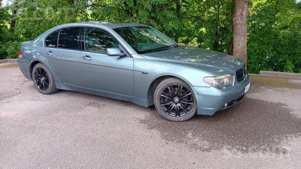 Green BMW 730 2002 in Jekabpils, with an engine capacity of 3.00 L and mileage of 517 thousand km for 1990 €, photo 2 on AUTOMOTO.COM.LV