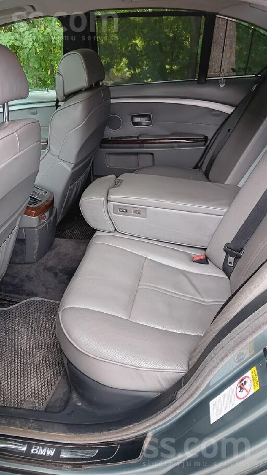 Green BMW 730 2002 in Jekabpils, with an engine capacity of 3.00 L and mileage of 517 thousand km for 1990 €, photo 10 on AUTOMOTO.COM.LV
