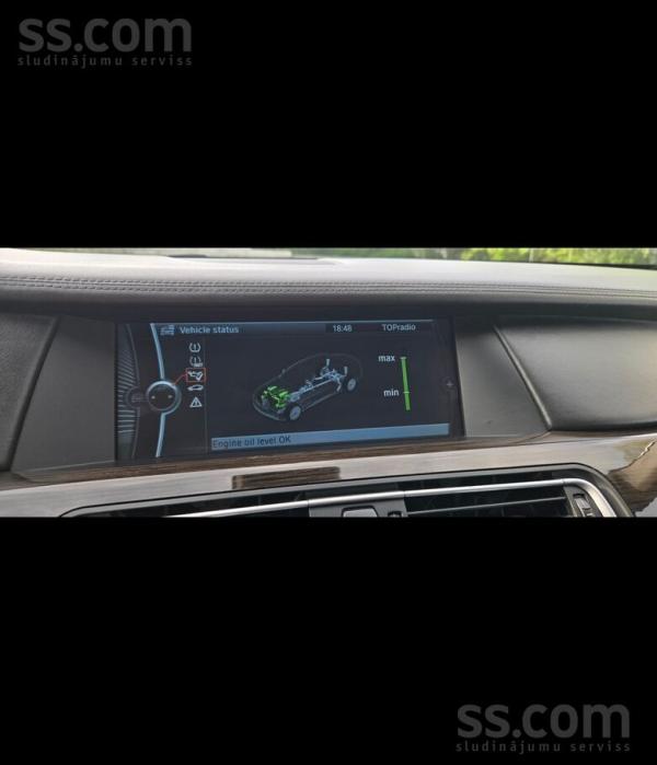 Green BMW 730 2009 in Riga, with an engine capacity of 3.00 L and mileage of 360 thousand km for 9800 €, photo 6 on AUTOMOTO.COM.LV