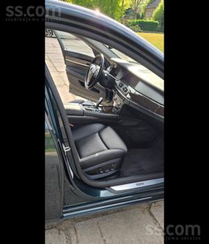 Zaļš BMW 730 2009 Rīga, ar dzinēja tilpumu 3.00 L un nobraukumu 360 tūkst. km par 9800 €, foto 19 vietnē AUTOMOTO.COM.LV