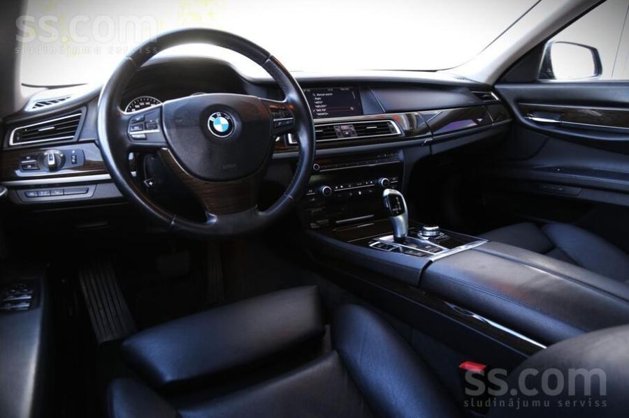Zaļš BMW 730 2009 Rīga, ar dzinēja tilpumu 3.00 L un nobraukumu 371 tūkst. km par 7995 €, foto 11 vietnē AUTOMOTO.COM.LV