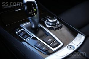 Zaļš BMW 730 2009 Rīga, ar dzinēja tilpumu 3.00 L un nobraukumu 371 tūkst. km par 7995 €, foto 23 vietnē AUTOMOTO.COM.LV