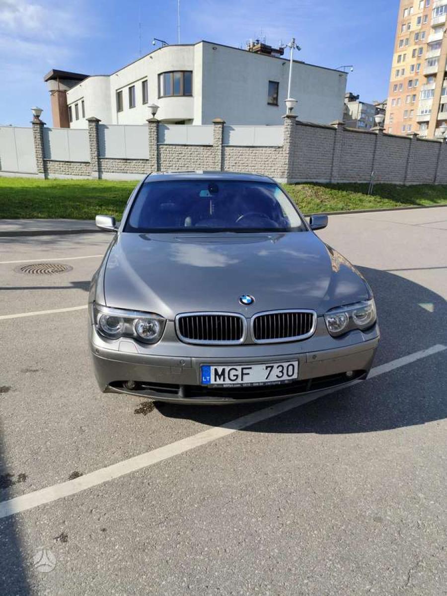 Grey BMW 730 2004 in Kaunas, with an engine capacity of 3.00 L and mileage of 347 thousand km for 2600 €, photo 4 on AUTOMOTO.COM.LV