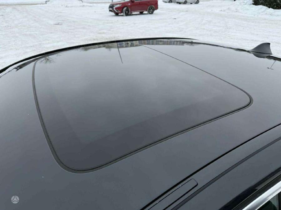 Grey BMW 730 2011 in Siauliai, with an engine capacity of 3.00 L and mileage of 327 thousand km for 10500 €, photo 10 on AUTOMOTO.COM.LV