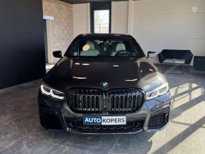 Grey BMW 730 2016 in Kaunas, with an engine capacity of 0.00 L and mileage of 180 thousand km for 27700 €, photo 3 on AUTOMOTO.COM.LV