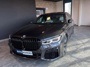 Grey BMW 730 2016 in Kaunas, with an engine capacity of 0.00 L and mileage of 180 thousand km for 27700 €, photo 4 on AUTOMOTO.COM.LV