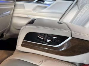 Grey BMW 730 2016 in Kaunas, with an engine capacity of 0.00 L and mileage of 180 thousand km for 27700 €, photo 16 on AUTOMOTO.COM.LV