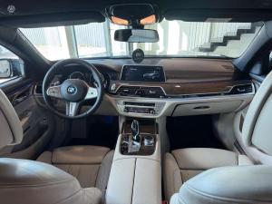 Grey BMW 730 2016 in Kaunas, with an engine capacity of 0.00 L and mileage of 180 thousand km for 27700 €, photo 19 on AUTOMOTO.COM.LV