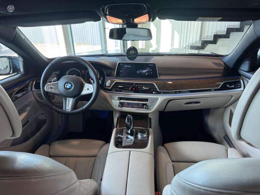 Grey BMW 730 2016 in Kaunas, with an engine capacity of 0.00 L and mileage of 180 thousand km for 27700 €, photo 19 on AUTOMOTO.COM.LV
