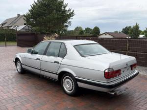 Grey BMW 730 1990 in Kretinga, with an engine capacity of 3.00 L and mileage of 250 thousand km for 1750 €, photo 8 on AUTOMOTO.COM.LV