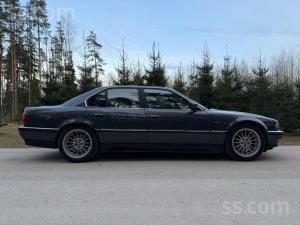 Pelēks BMW 730 1999 Rīga, ar dzinēja tilpumu 3.00 L un nobraukumu 355 tūkst. km par 7500 €, foto 7 vietnē AUTOMOTO.COM.LV