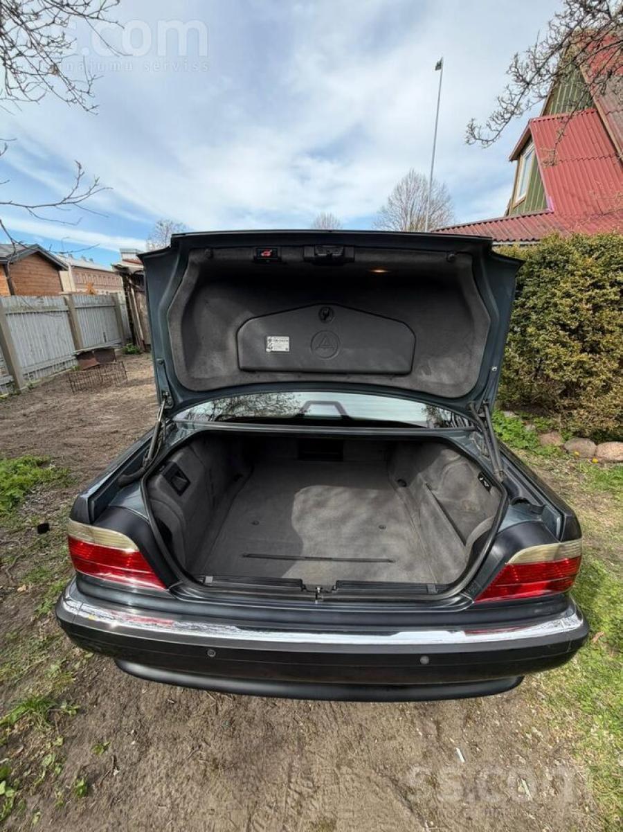 Pelēks BMW 730 1999 Rīga, ar dzinēja tilpumu 3.00 L un nobraukumu 355 tūkst. km par 7500 €, foto 15 vietnē AUTOMOTO.COM.LV