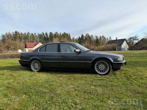 Pelēks BMW 730 1999 Rīga, ar dzinēja tilpumu 3.00 L un nobraukumu 355 tūkst. km par 7500 €, foto 18 vietnē AUTOMOTO.COM.LV