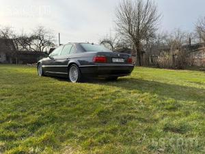 Pelēks BMW 730 1999 Rīga, ar dzinēja tilpumu 3.00 L un nobraukumu 355 tūkst. km par 7500 €, foto 20 vietnē AUTOMOTO.COM.LV