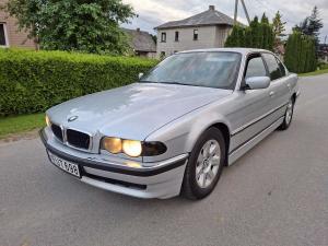 Grey BMW 730 1999 in Kretinga, with an engine capacity of 2.93 L and mileage of 390 thousand km for 3200 €, photo 9 on AUTOMOTO.COM.LV