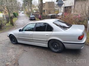 Grey BMW 730 2000 in Jurmala, with an engine capacity of 3.00 L and mileage of 481 thousand km for 3200 €, photo 3 on AUTOMOTO.COM.LV