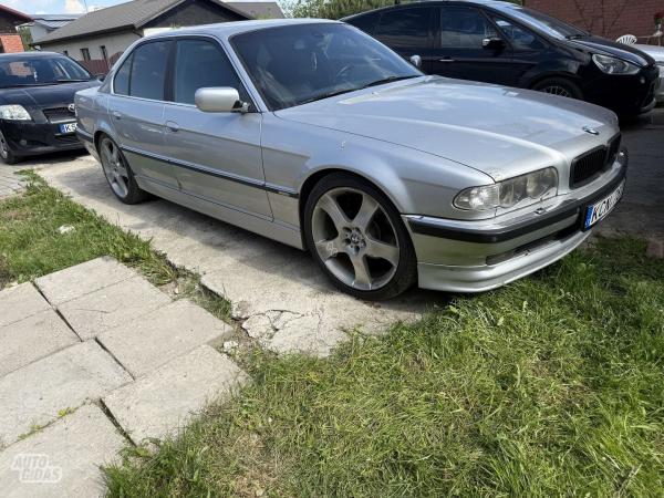 Grey BMW 730 2000 in Kaunas, with an engine capacity of 2.90 L and mileage of 375 thousand km for 4500 €, photo 4 on AUTOMOTO.COM.LV