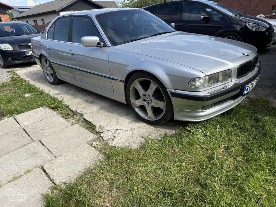 Grey BMW 730 2000 in Kaunas, with an engine capacity of 2.90 L and mileage of 375 thousand km for 4500 €, photo 5 on AUTOMOTO.COM.LV