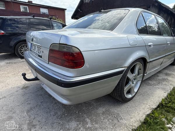 Grey BMW 730 2000 in Kaunas, with an engine capacity of 2.90 L and mileage of 375 thousand km for 4500 €, photo 9 on AUTOMOTO.COM.LV
