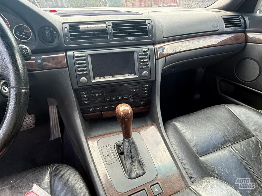 Grey BMW 730 2000 in Kaunas, with an engine capacity of 2.90 L and mileage of 375 thousand km for 4500 €, photo 16 on AUTOMOTO.COM.LV