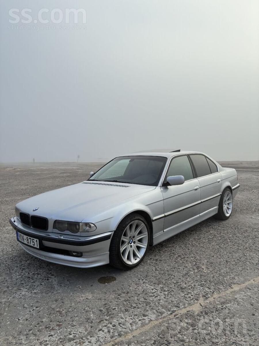 Grey BMW 730 2000 in Liepaja, with an engine capacity of 3.00 L and mileage of 0 thousand km for 4450 €, photo 3 on AUTOMOTO.COM.LV