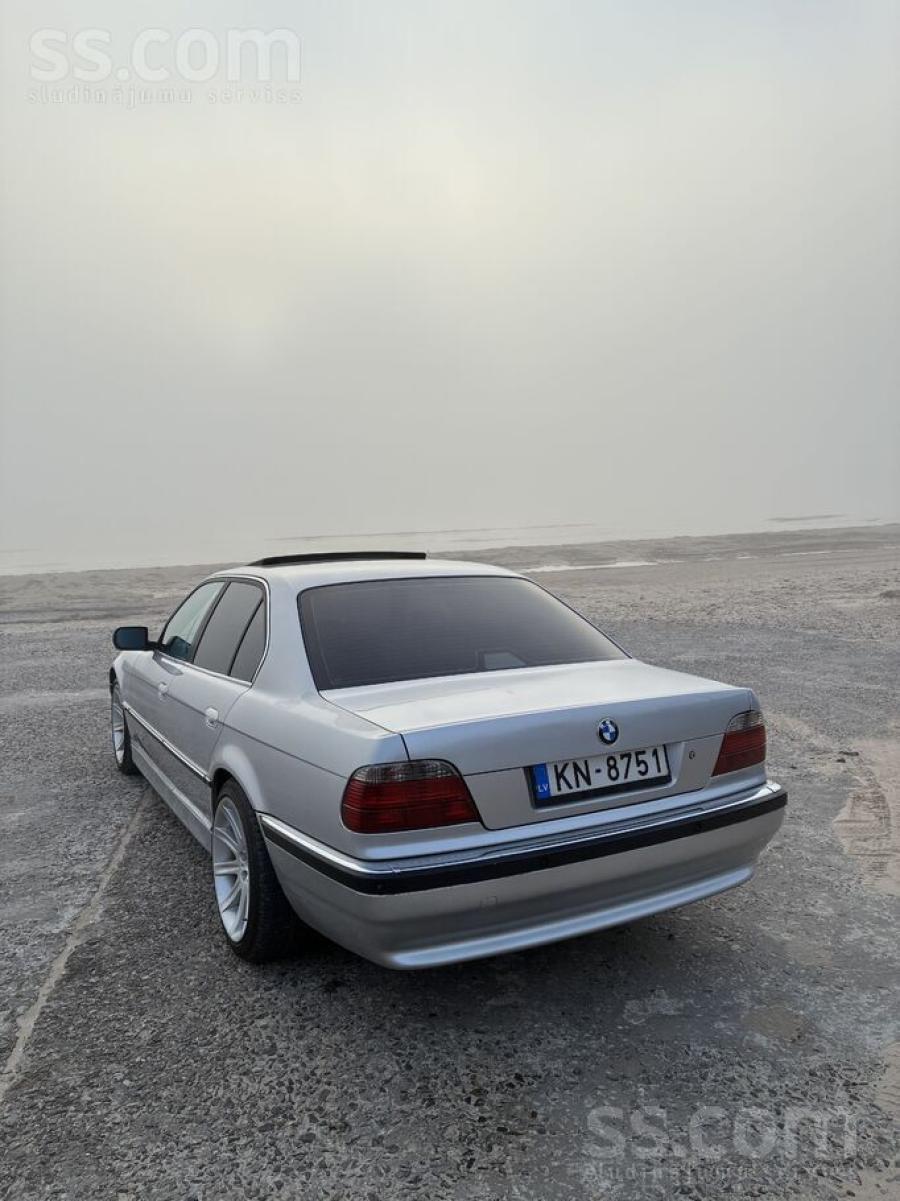 Grey BMW 730 2000 in Liepaja, with an engine capacity of 3.00 L and mileage of 0 thousand km for 4450 €, photo 5 on AUTOMOTO.COM.LV