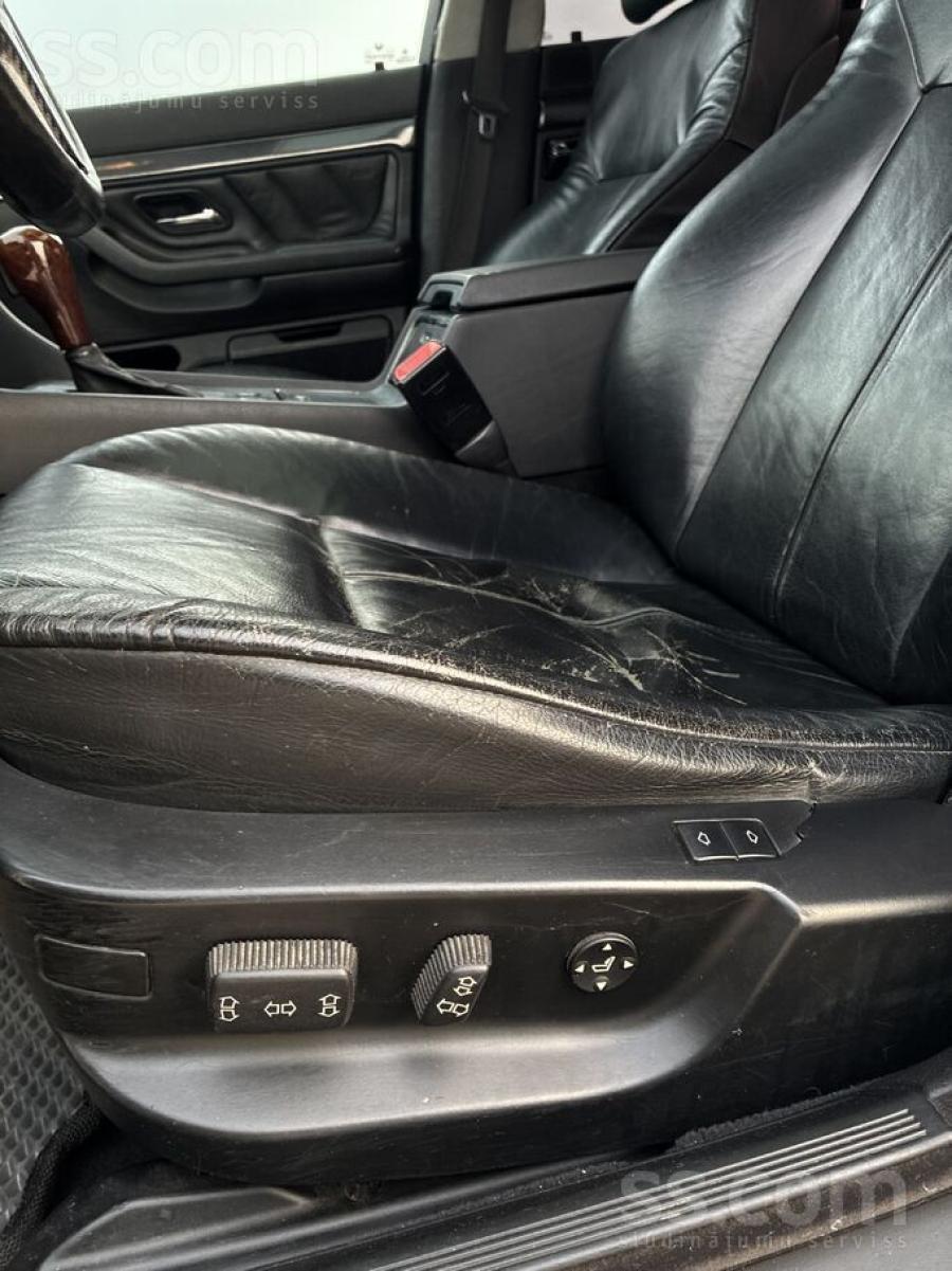 Grey BMW 730 2000 in Liepaja, with an engine capacity of 3.00 L and mileage of 0 thousand km for 4450 €, photo 15 on AUTOMOTO.COM.LV