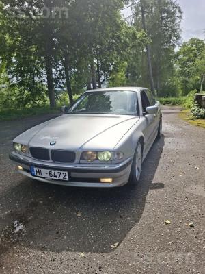 Pelēks BMW 730 2000 Madona, ar dzinēja tilpumu 3.00 L un nobraukumu 430 tūkst. km par 5250 €, foto  vietnē AUTOMOTO.COM.LV