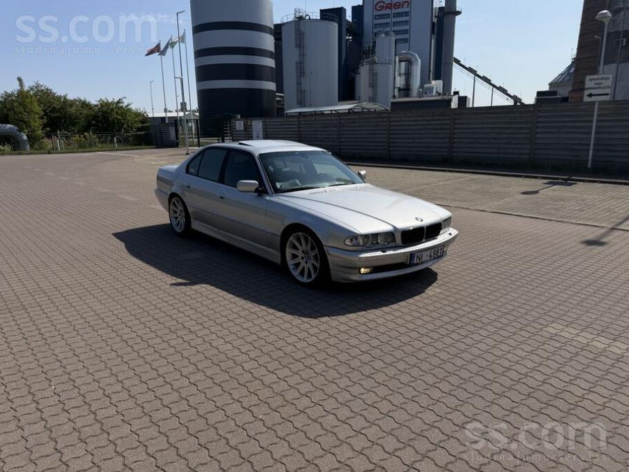 Pelēks BMW 730 2000 Jelgava, ar dzinēja tilpumu 3.00 L un nobraukumu 33 tūkst. km par 5700 €, foto 4 vietnē AUTOMOTO.COM.LV