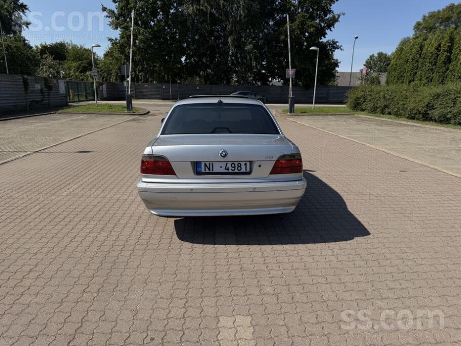 Pelēks BMW 730 2000 Jelgava, ar dzinēja tilpumu 3.00 L un nobraukumu 33 tūkst. km par 5700 €, foto 6 vietnē AUTOMOTO.COM.LV