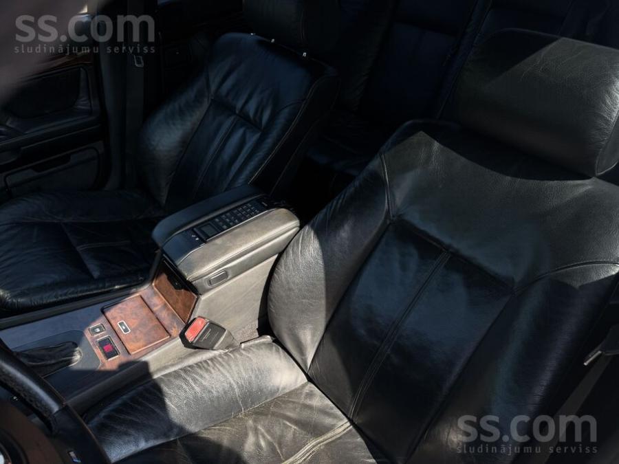 Pelēks BMW 730 2000 Jelgava, ar dzinēja tilpumu 3.00 L un nobraukumu 33 tūkst. km par 5700 €, foto 12 vietnē AUTOMOTO.COM.LV