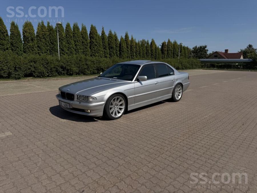 Pelēks BMW 730 2000 Jelgava, ar dzinēja tilpumu 3.00 L un nobraukumu 334 tūkst. km par 5500 €, foto 1 vietnē AUTOMOTO.COM.LV
