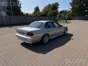 Pelēks BMW 730 2000 Jelgava, ar dzinēja tilpumu 3.00 L un nobraukumu 334 tūkst. km par 5500 €, foto 6 vietnē AUTOMOTO.COM.LV