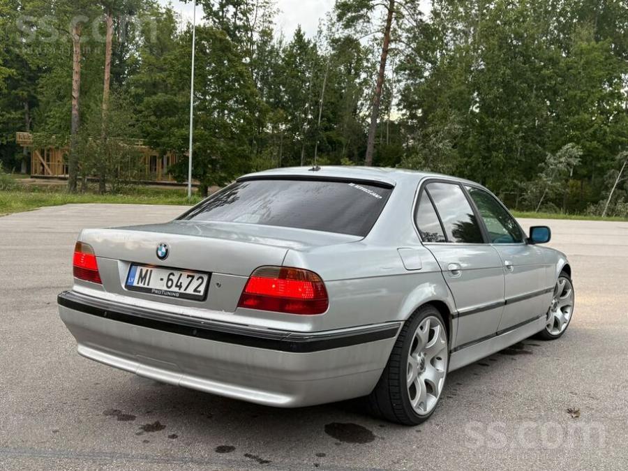 Pelēks BMW 730 2000 Madona, ar dzinēja tilpumu 3.00 L un nobraukumu 432 tūkst. km par 3700 €, foto 4 vietnē AUTOMOTO.COM.LV