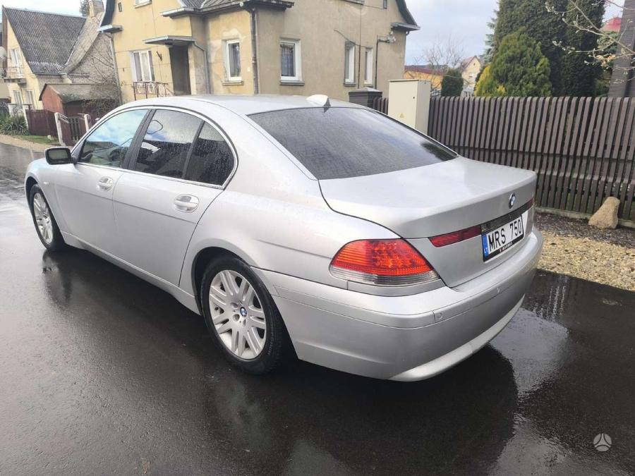 Pelēks BMW 730 2003 Kauņa, ar dzinēja tilpumu 3.00 L un nobraukumu 360 tūkst. km par 2999 €, foto 6 vietnē AUTOMOTO.COM.LV