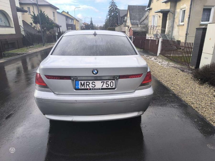 Pelēks BMW 730 2003 Kauņa, ar dzinēja tilpumu 3.00 L un nobraukumu 360 tūkst. km par 2999 €, foto 7 vietnē AUTOMOTO.COM.LV