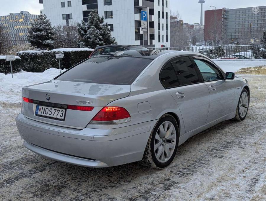 Grey BMW 730 2003 in Vilnius, with an engine capacity of 3.00 L and mileage of 391 thousand km for 1850 €, photo 4 on AUTOMOTO.COM.LV